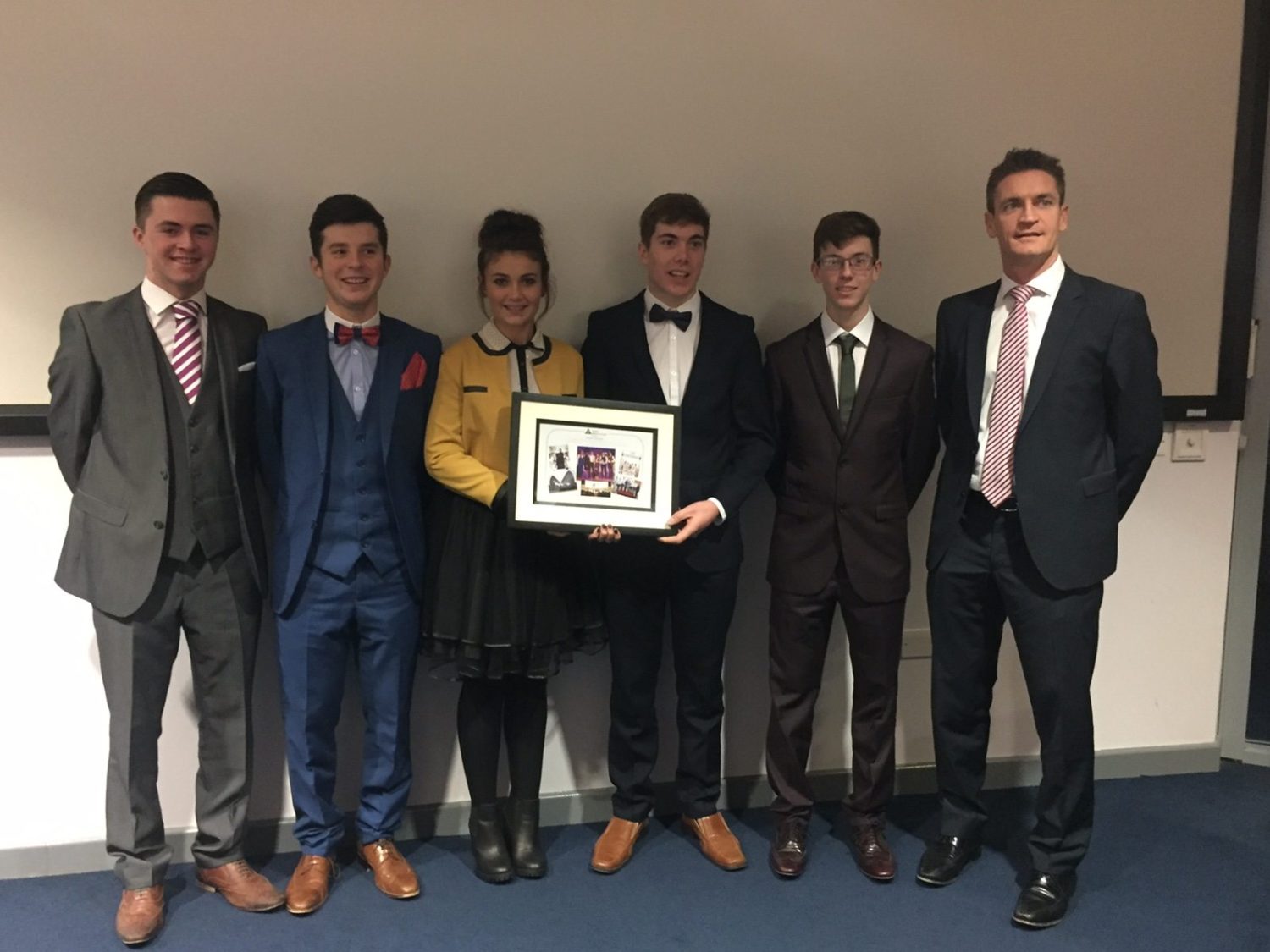 Guide a Key – Desmond College